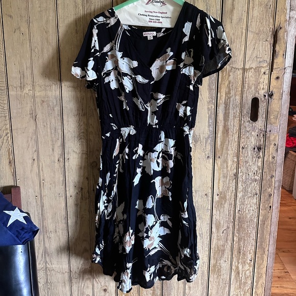 Merona | Dresses | Merona Black And White Floral Midi Dress | Poshmark